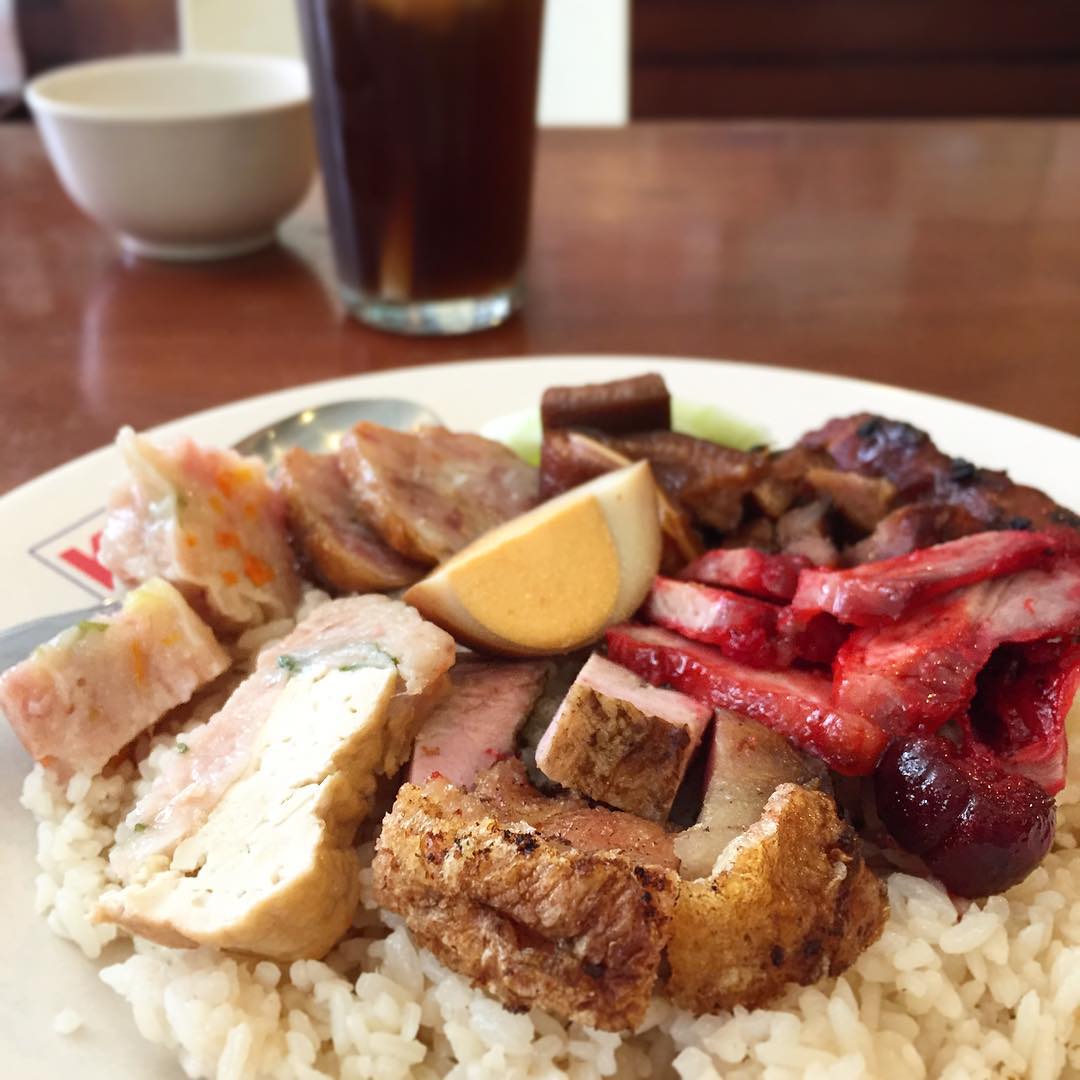 5 Tempat Nasi Campur Medan di Jakarta, Mengandung Babi Gaes - JNEWS ...