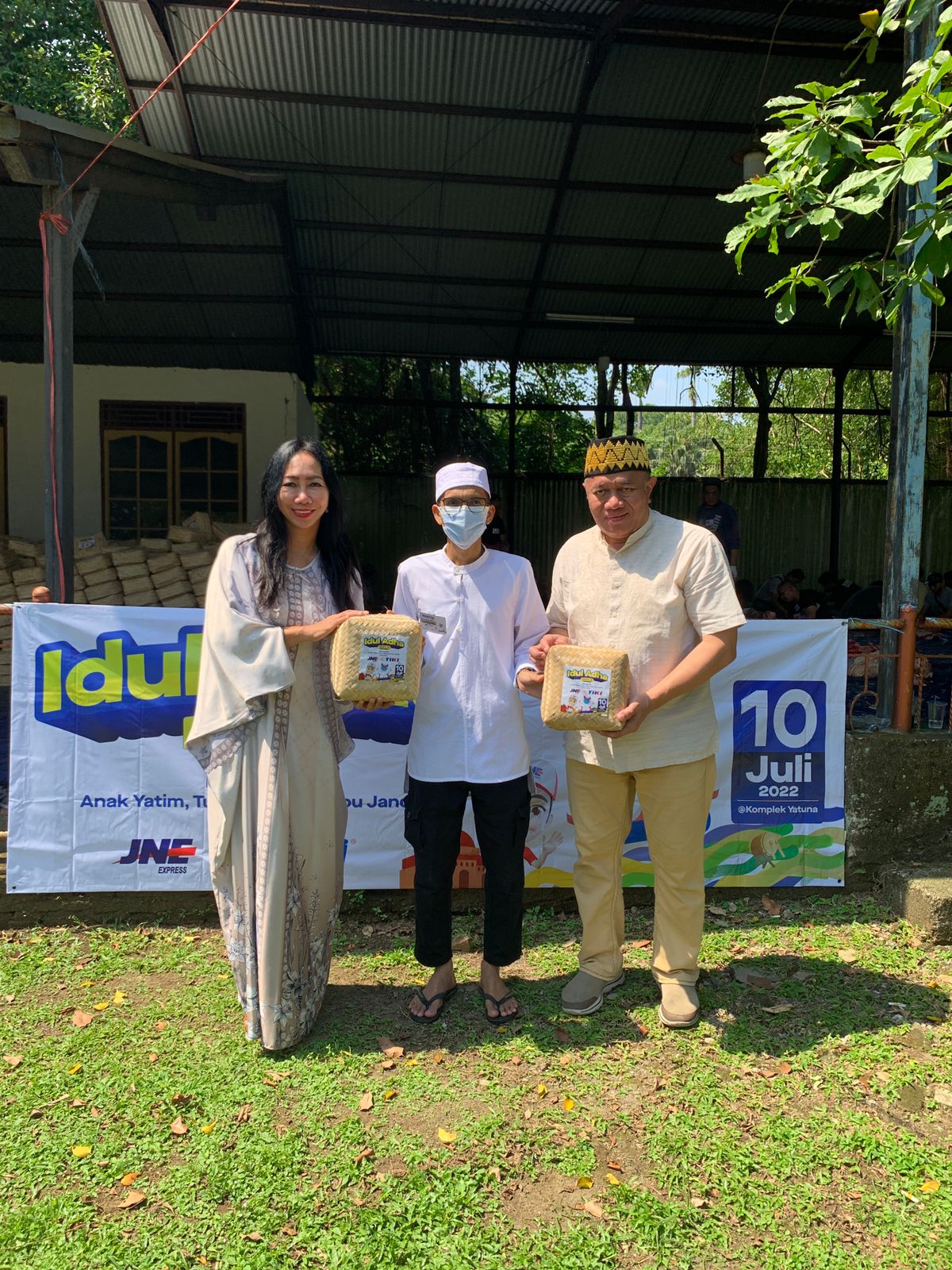 JNE Bagi 4.000 Daging Kurban dan Promo Khusus di Momen Idul Adha 1443H ...