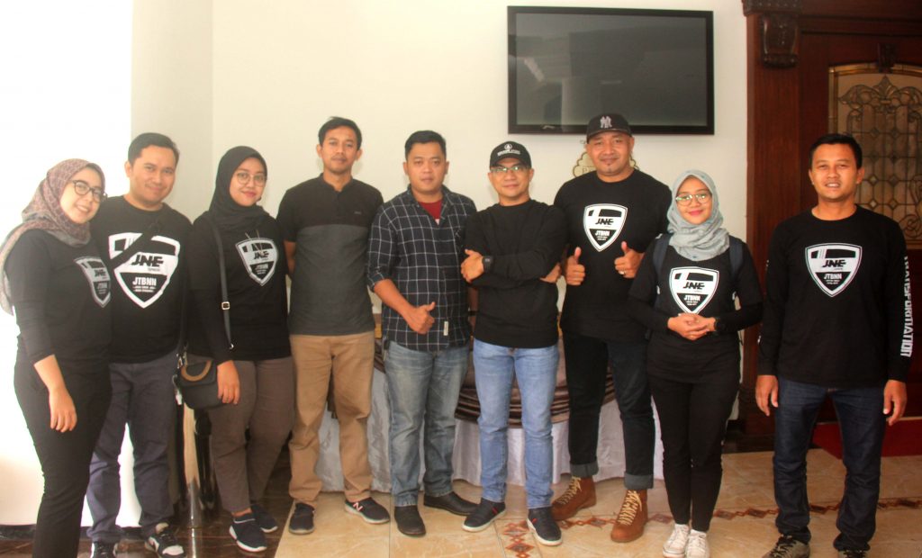 Tumbuh dari Geliat Pariwisata, Cerita JNE Kota Batu, Malang - Page 2 of 2